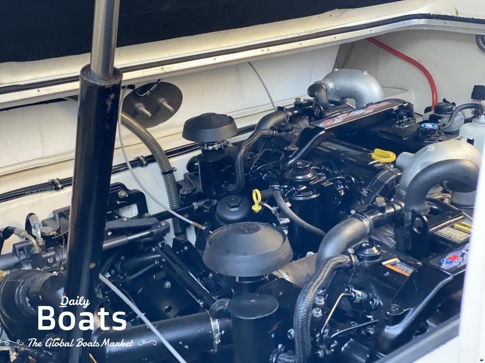 2004 Gozzi 29 Jeep for sale. View price, photos and Buy 2004 Gozzi 29 ...