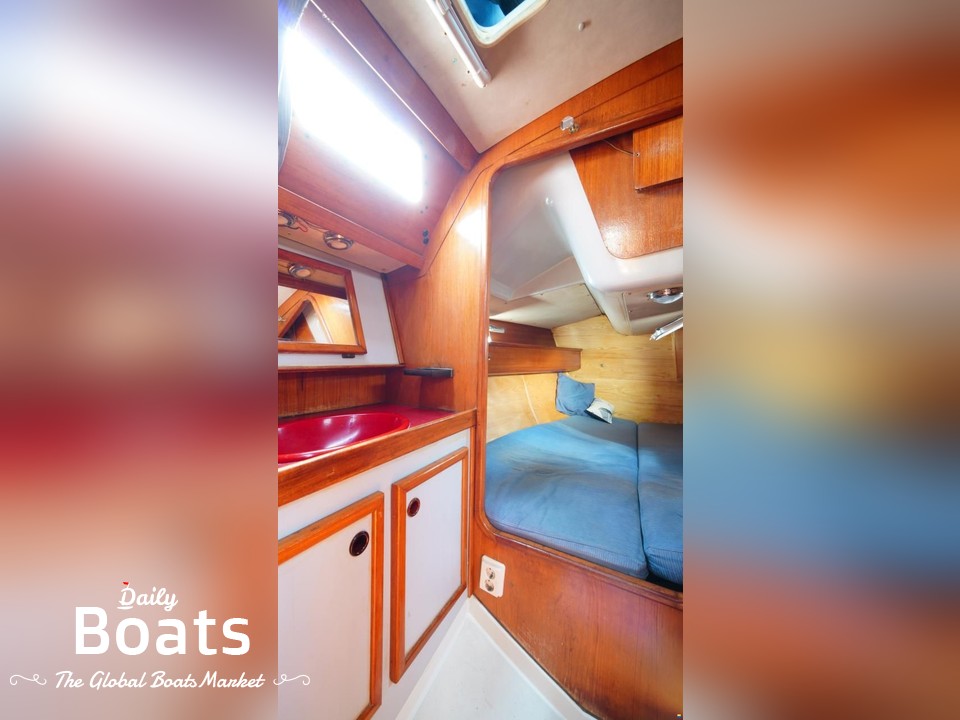 1989 Jeanneau Sun Legend 41 for sale. View price, photos and Buy 1989 ...