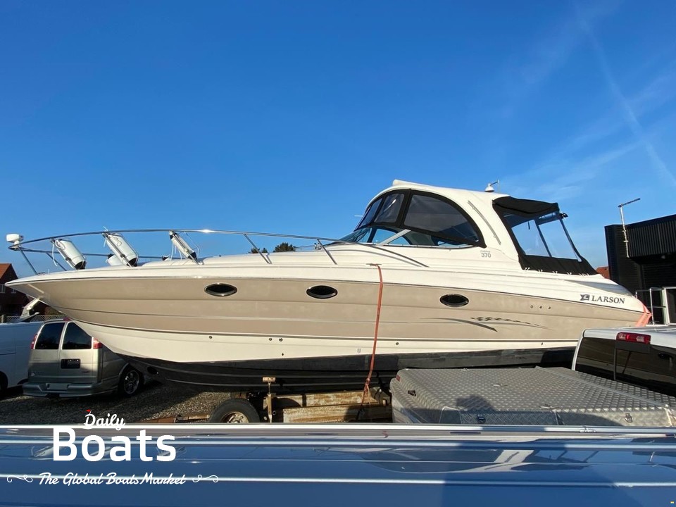 2008 Larson 370 Cabrio Ht for sale. View price, photos and Buy 2008 ...