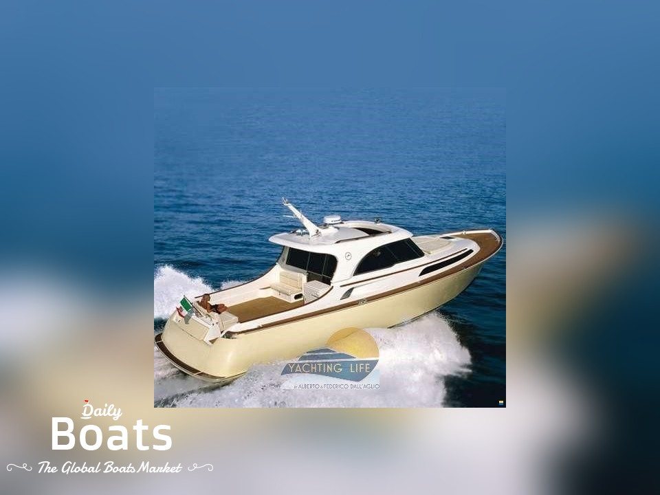 2005 Mochi Craft 51 Dolphin for sale. View price, photos and Buy 2005 ...