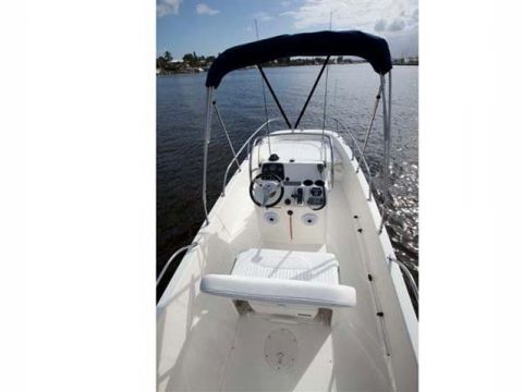 2013 Boston Whaler 17 Dauntless for sale. View price, photos and Buy ...