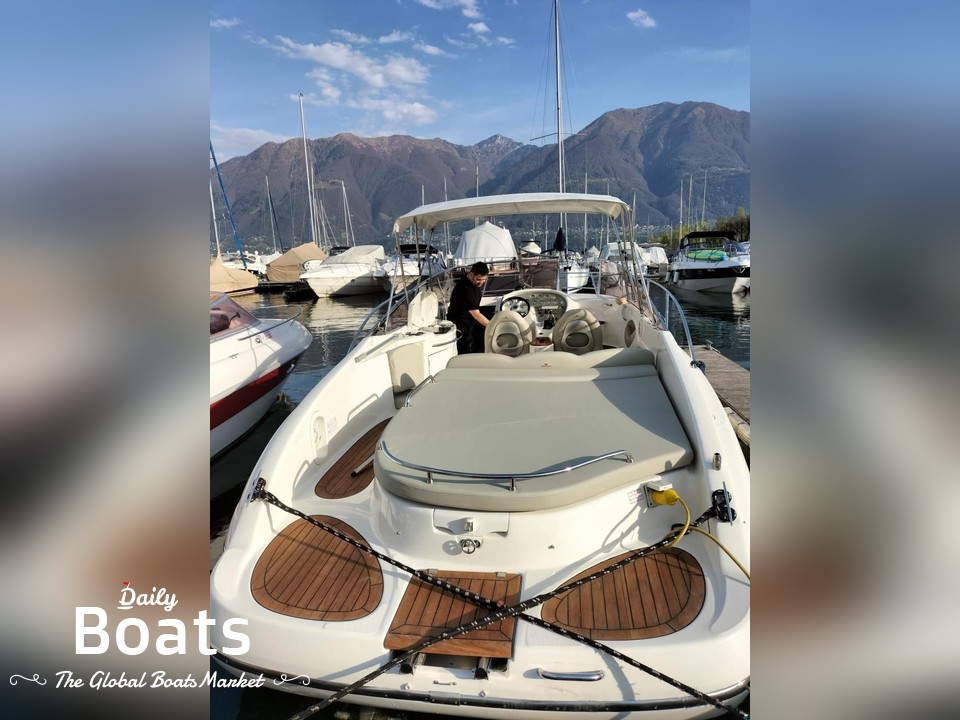 2004 Cranchi Csl 28 for sale. View price, photos and Buy 2004 Cranchi ...