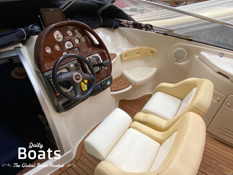 2010 Cranchi Csl 27 for sale. View price, photos and Buy 2010 Cranchi ...