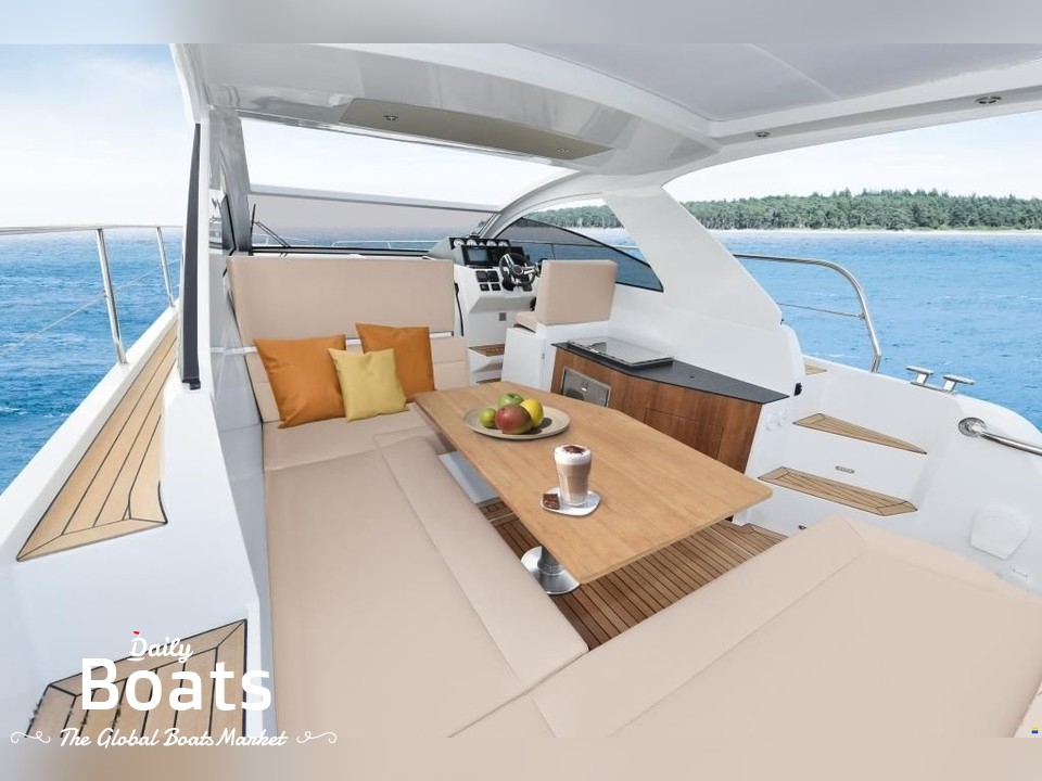 2021 Sealine S330 for sale. View price, photos and Buy 2021 Sealine ...