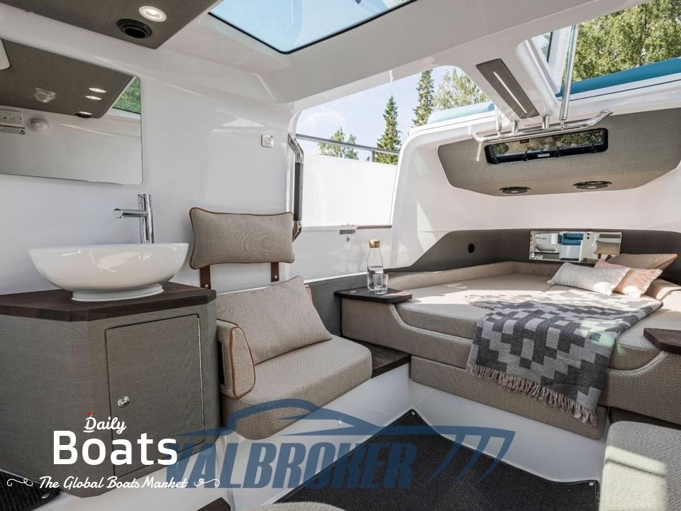 2020 Axopar 37 Sport Cabin for sale. View price, photos and Buy 2020 ...