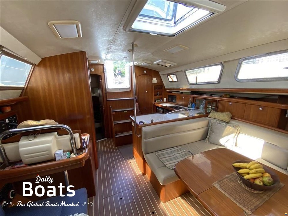 2004 Hunter 44 Ds for sale. View price, photos and Buy 2004 Hunter 44 ...