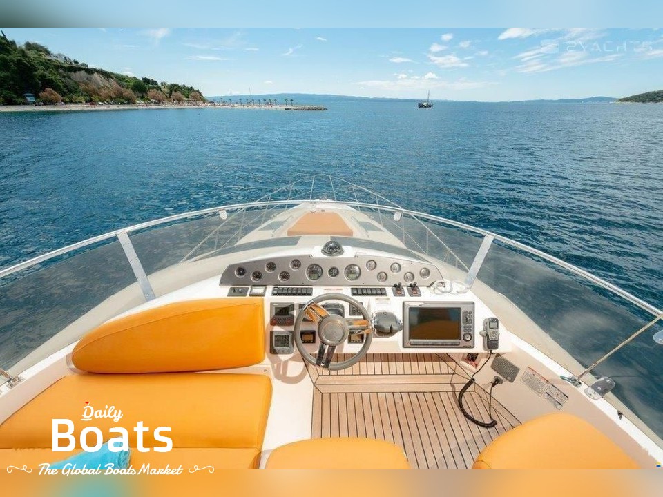 2011 Sealine T50 for sale. View price, photos and Buy 2011 Sealine T50 ...