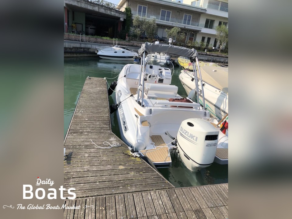 2020 ZAR Formenti 65 Suite Plus Classic Luxury for sale. View price ...