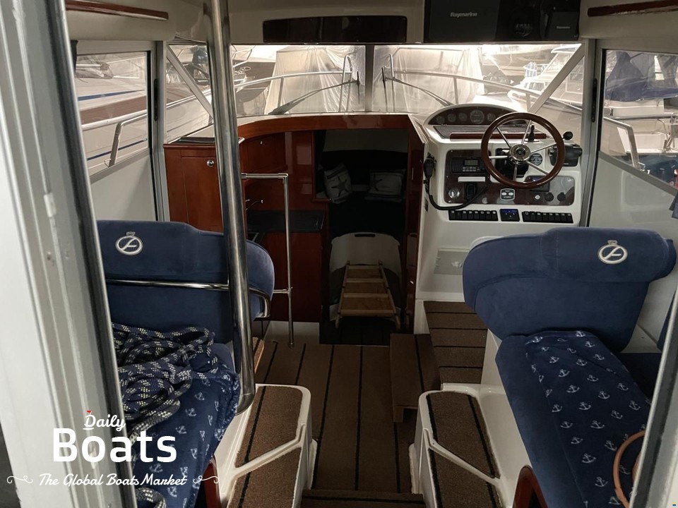 2007 Aquador 28C for sale. View price, photos and Buy 2007 Aquador 28C ...