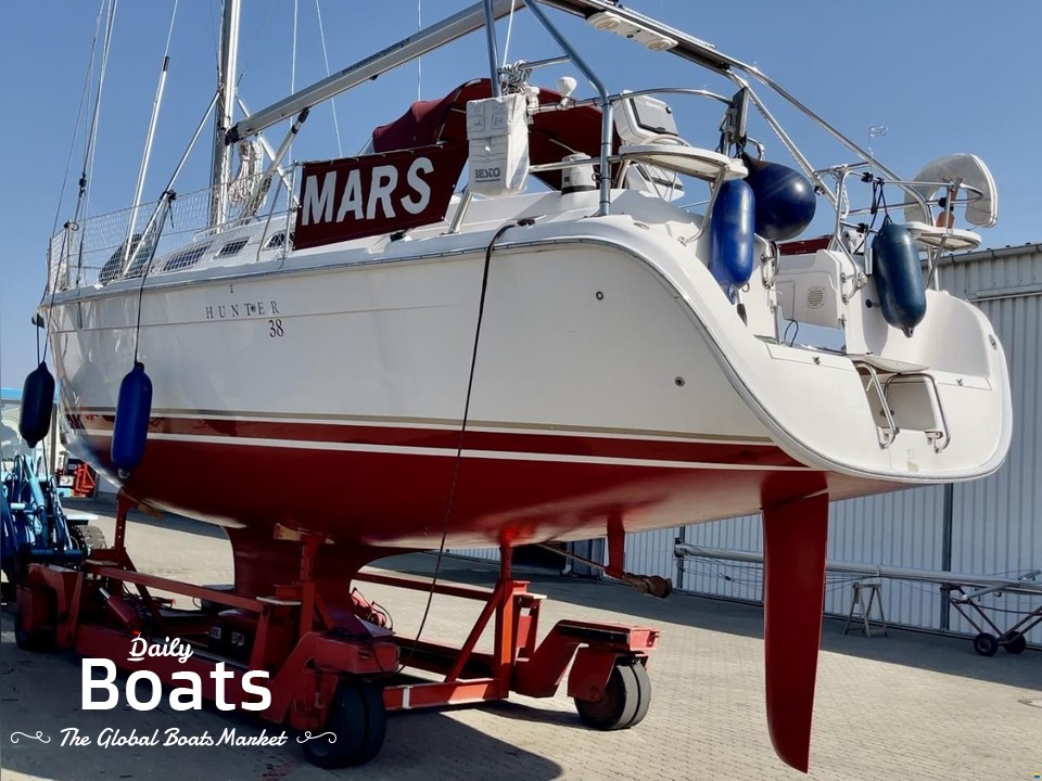 2005 Hunter 38 for sale. View price, photos and Buy 2005 Hunter 38 #417351