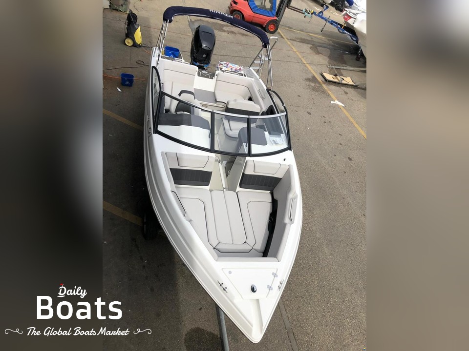 2019 Rinker Q3 Ob for sale. View price, photos and Buy 2019 Rinker Q3 ...