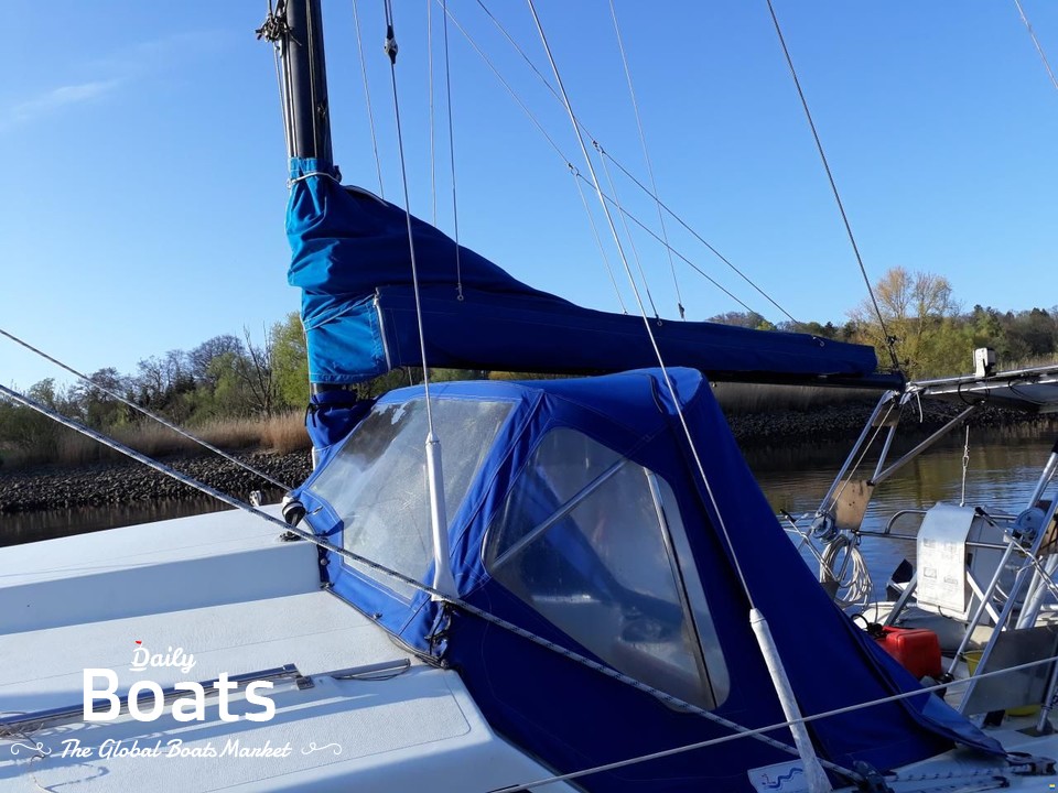 1981 Prout Quest 31 for sale. View price, photos and Buy 1981 Prout ...