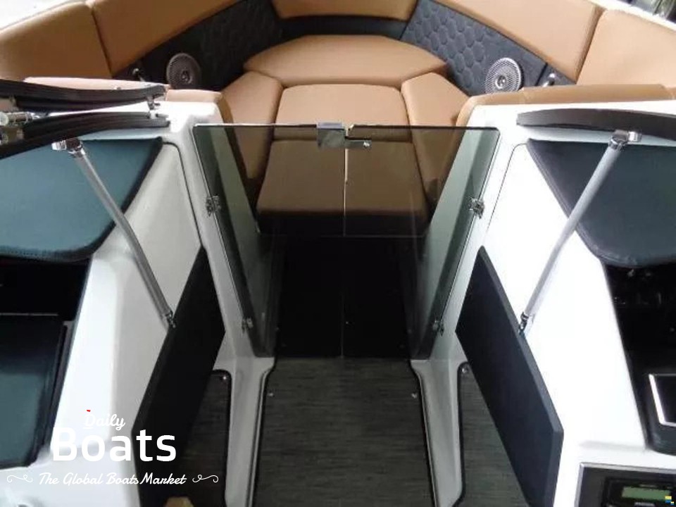 Four Winns H2 Volvo Penta V6-250C Dps for sale. View price, photos and ...