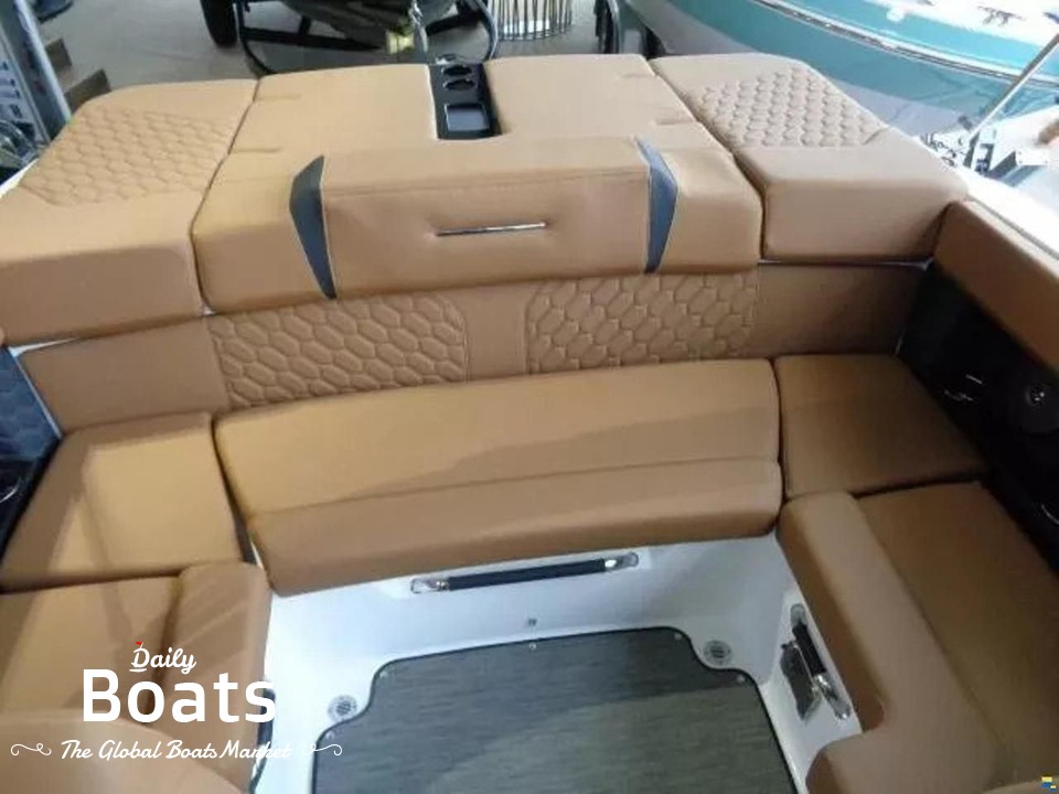 Four Winns H2 Volvo Penta V6-250C Dps for sale. View price, photos and ...