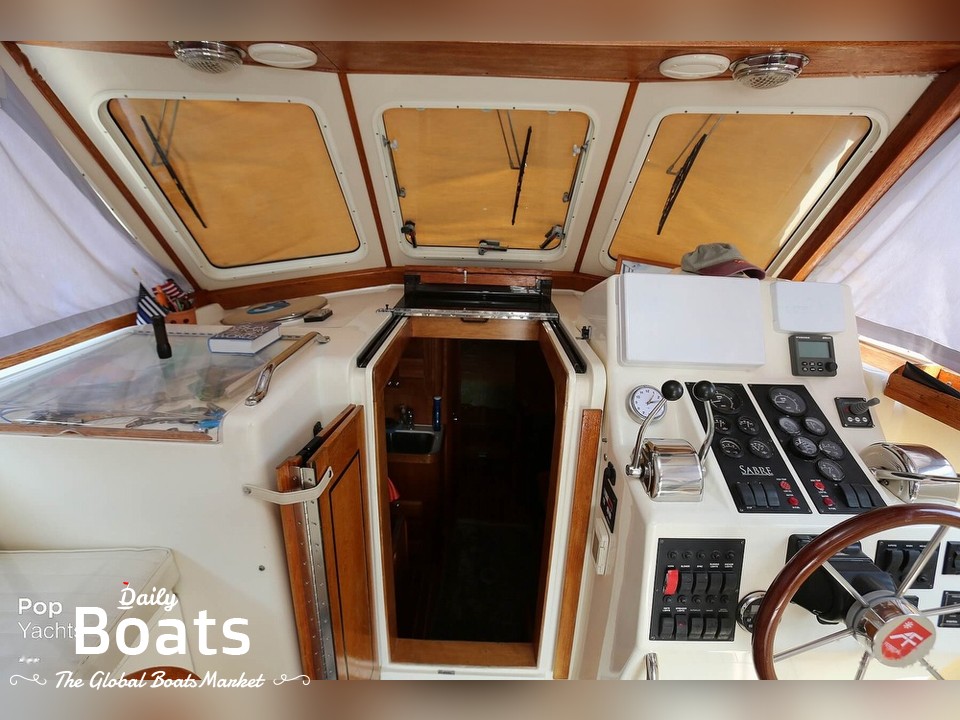 2004 Sabreline 36 Hardtop Express for sale. View price, photos and Buy ...