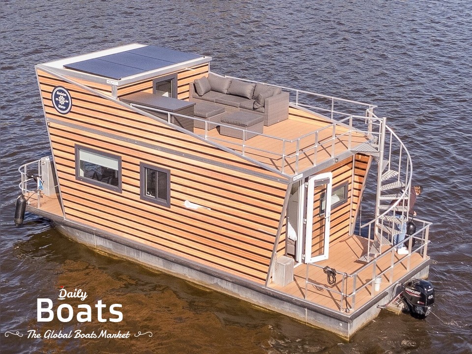 2020 Varende Houseboat 10 X 3.6 на продажу. Посмотреть цену, фотографии ...