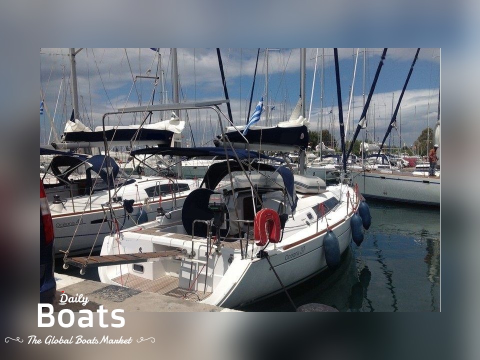 2011 Bénéteau Oceanis 37 for sale. View price, photos and Buy 2011 ...