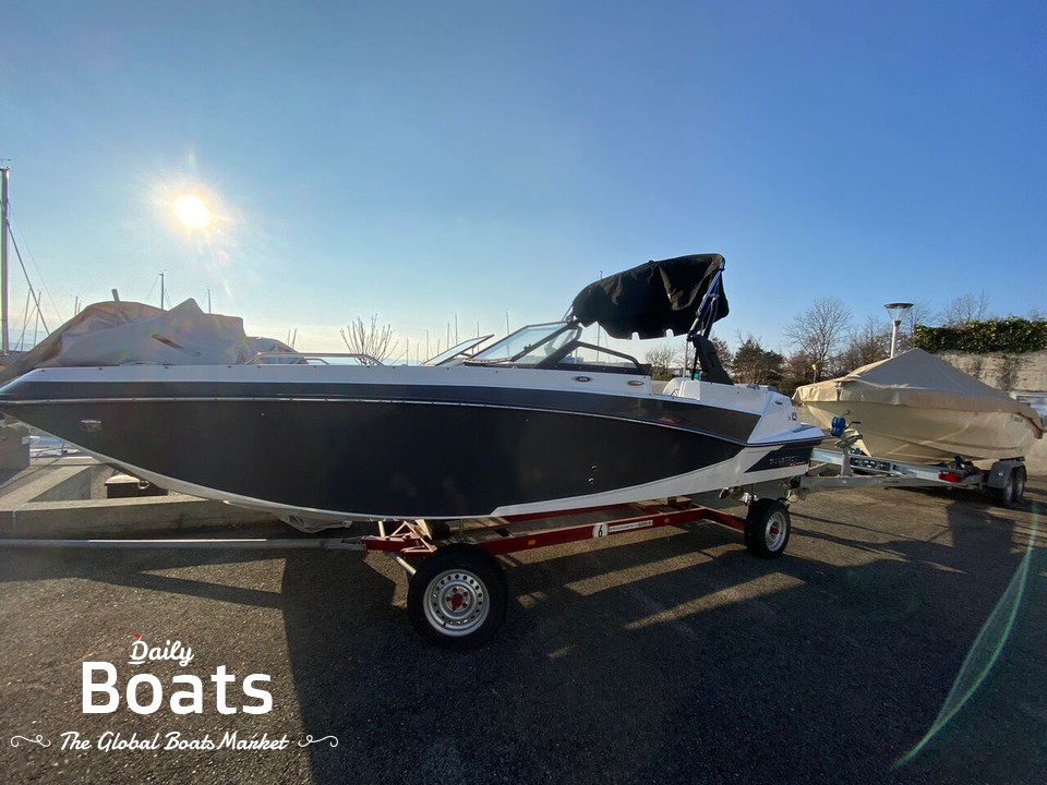 2022 Glastron Gtd 225 Surf Forward Drive for sale. View price, photos ...