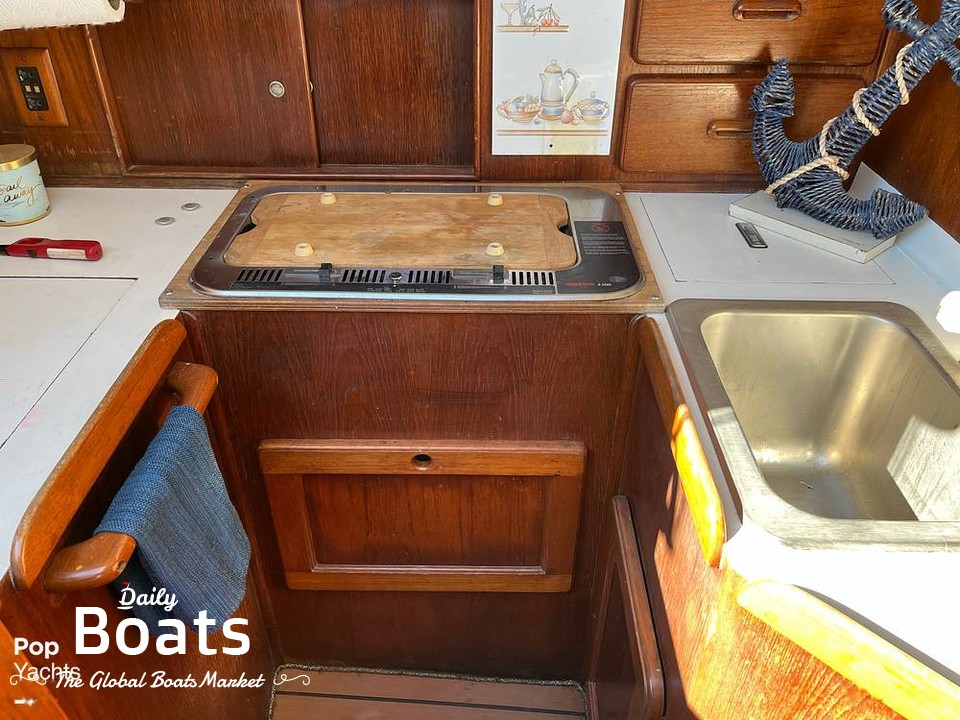 1982 Morgan Yachts 321 for sale. View price, photos and Buy 1982 Morgan ...