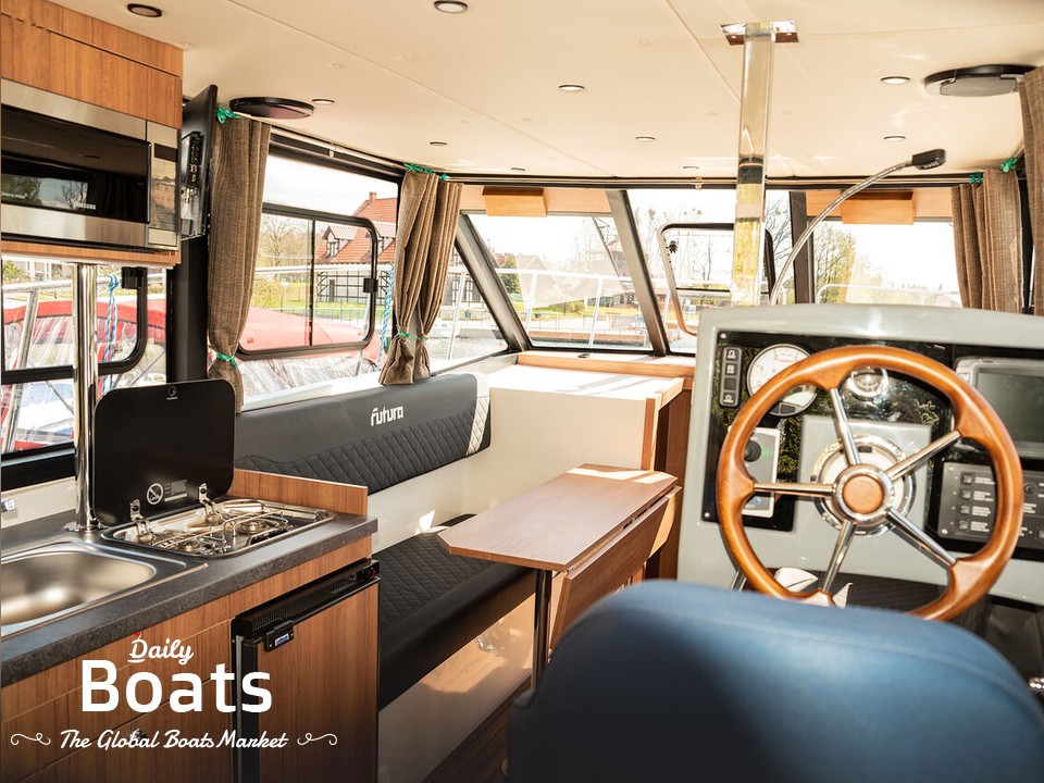 2022 Cobra Yachts (PL) Futura 40 Flybridge Long Grand Horizon for sale ...