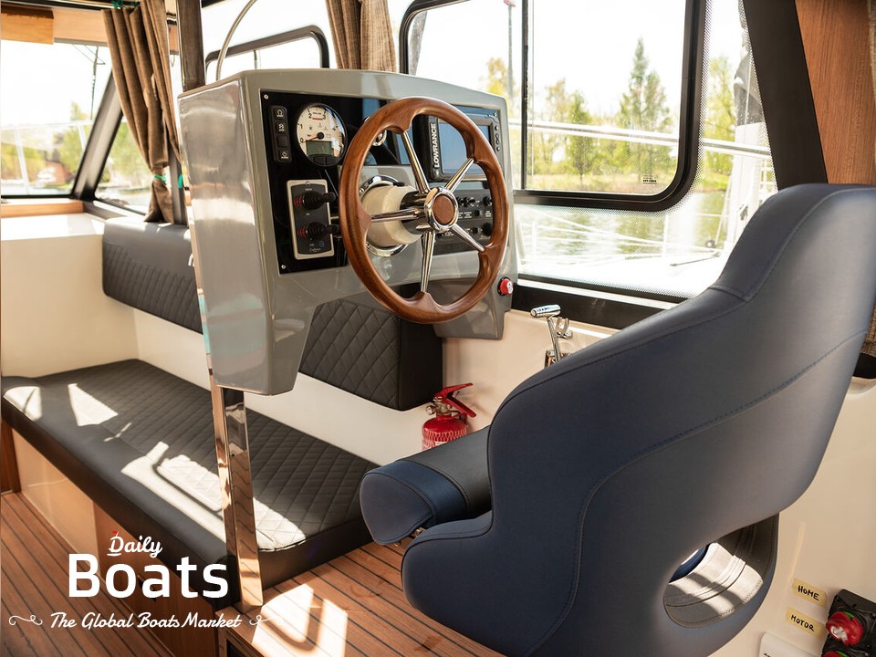 2022 Cobra Yachts (PL) Futura 40 Flybridge Long Grand Horizon for sale ...