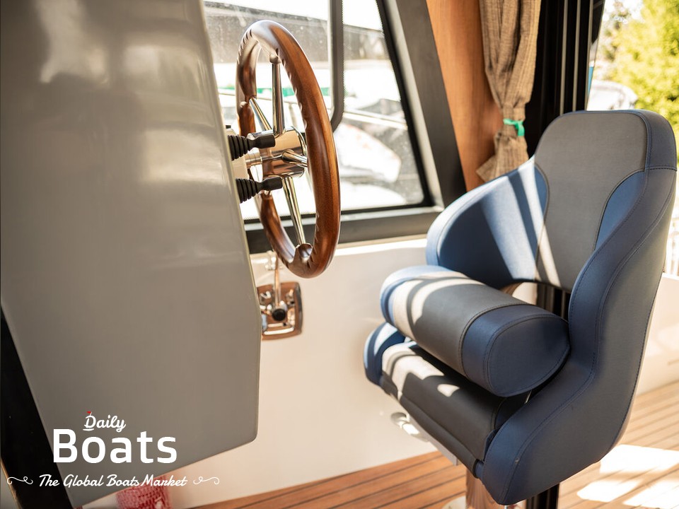2022 Cobra Yachts (PL) Futura 40 Flybridge Long Grand Horizon for sale ...