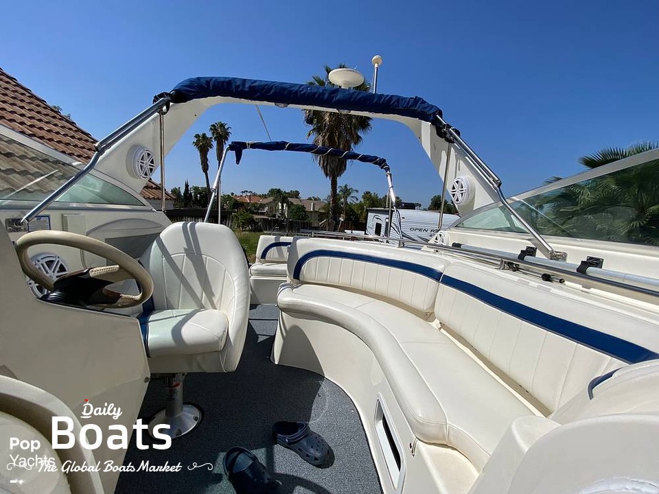 1999 Rinker Fiesta Vee 270 for sale. View price, photos and Buy 1999 ...