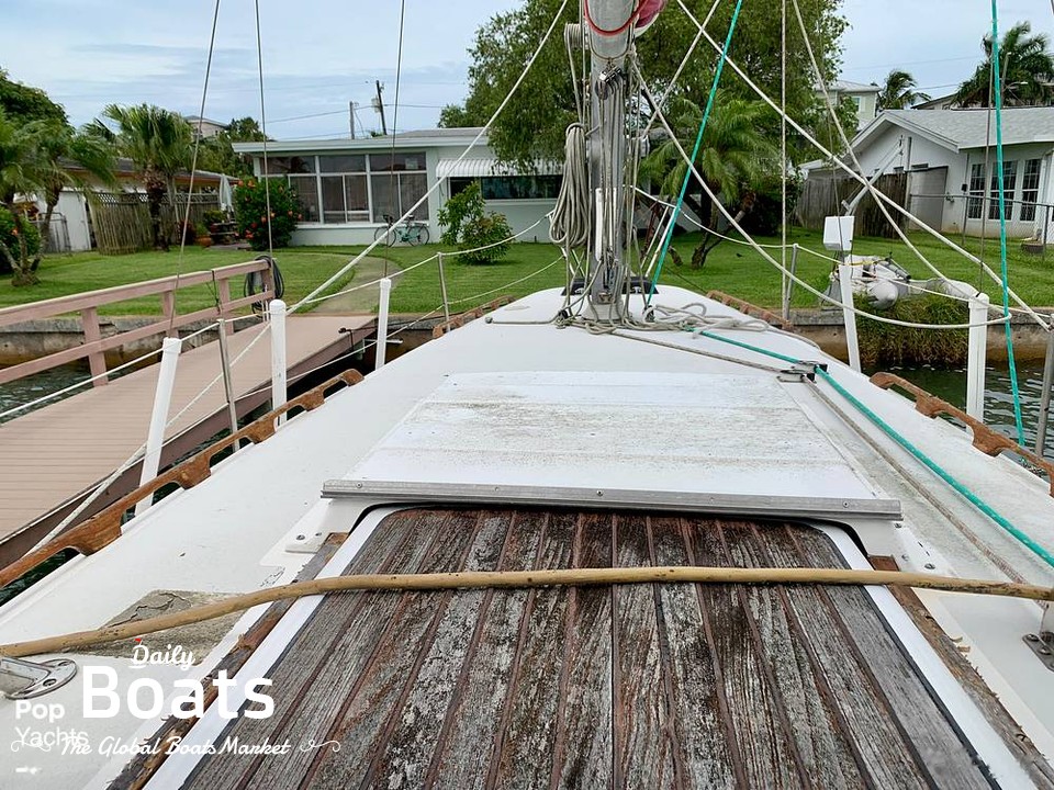 1976 Morgan Yachts Out Island 37 Mkii for sale. View price, photos and ...