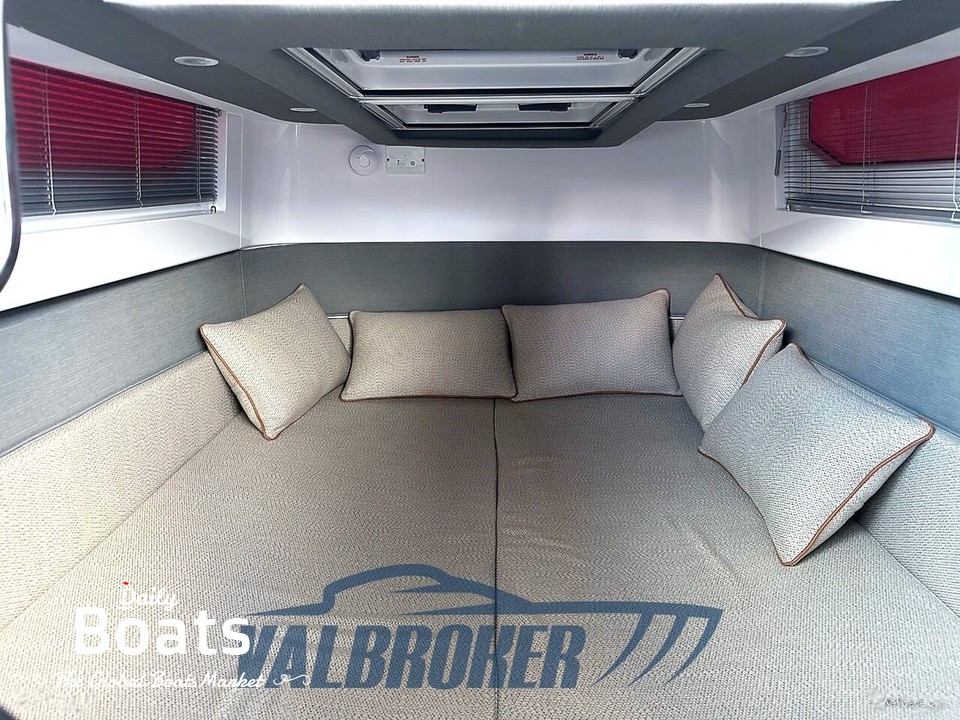 2020 Axopar 37 Sport Cabin for sale. View price, photos and Buy 2020 ...