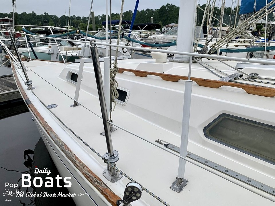 1986 Sabre 30 Mkiii for sale. View price, photos and Buy 1986 Sabre 30 ...