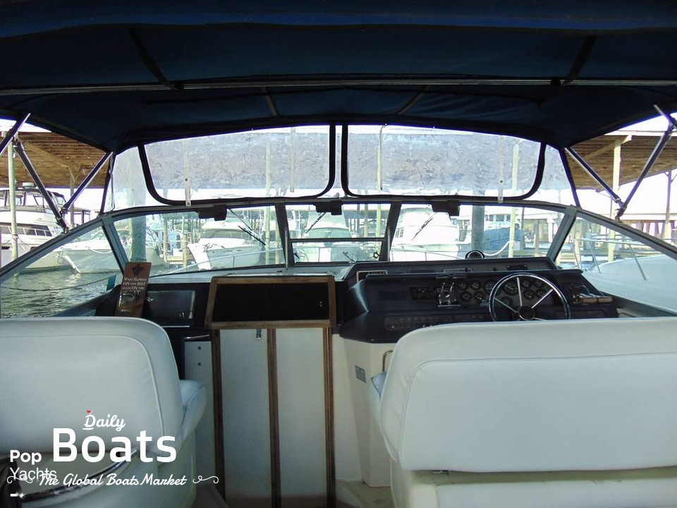 1990 Sea Ray 310 Express Cruiser for sale. View price, photos and Buy ...