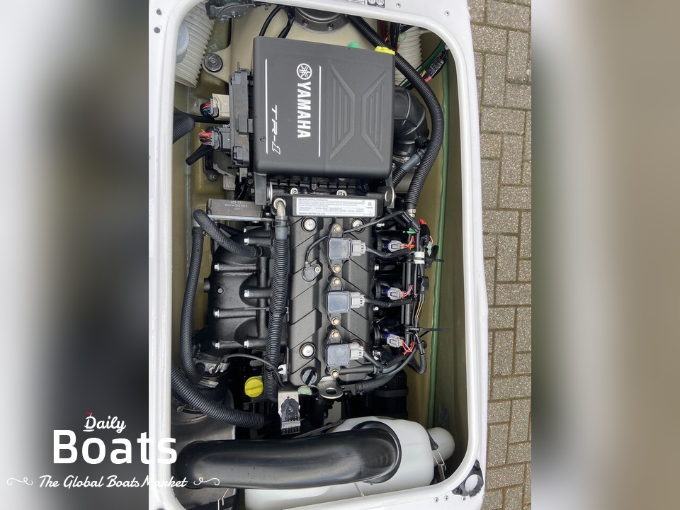 2022 Yamaha Superjet for sale. View price, photos and Buy 2022 Yamaha ...