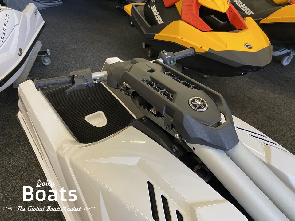 2022 Yamaha Superjet for sale. View price, photos and Buy 2022 Yamaha ...