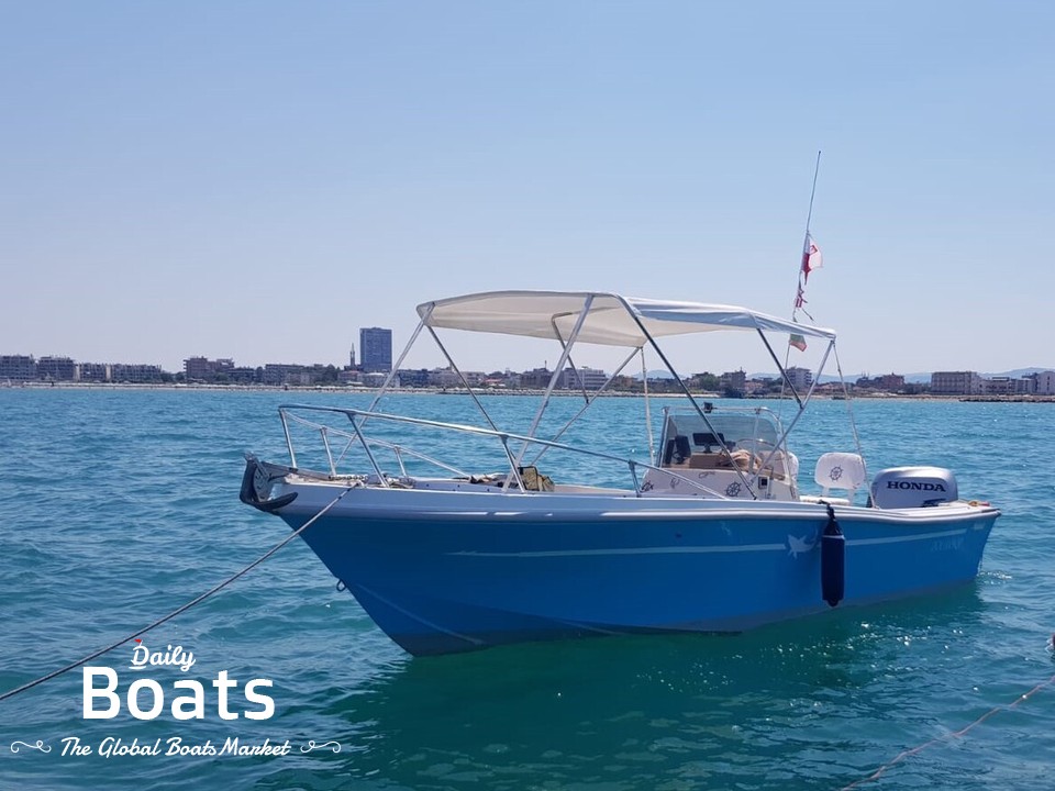 1980 Mako Marine 21 for sale. View price, photos and Buy 1980 Mako ...