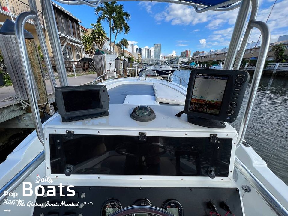 1997 Dusky Marine 256 Fc for sale. View price, photos and Buy 1997 ...