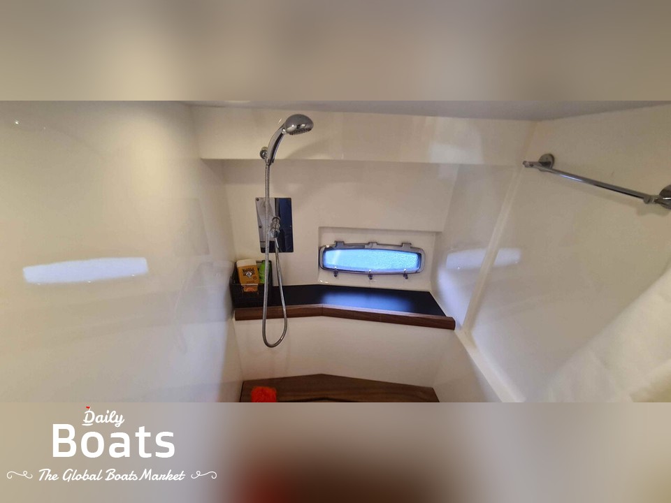 2012 Sealine Sc42 for sale. View price, photos and Buy 2012 Sealine ...