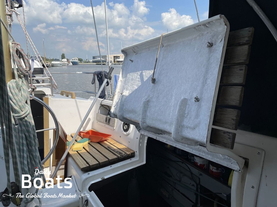 2001 Westerly 33 Ketch for sale. View price, photos and Buy 2001 ...