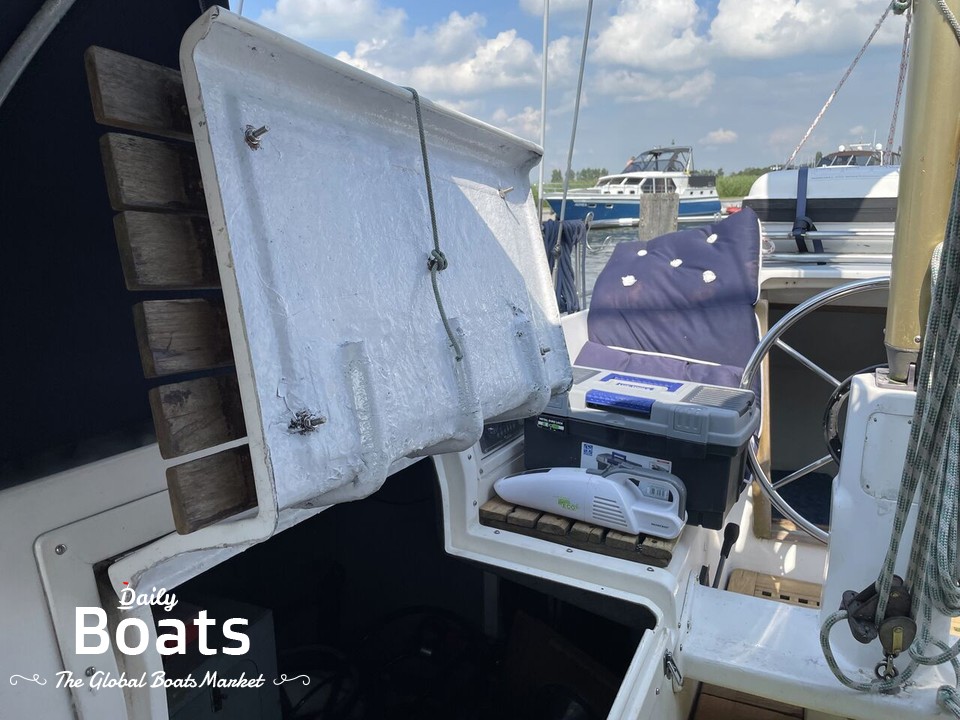 2001 Westerly 33 Ketch for sale. View price, photos and Buy 2001 ...