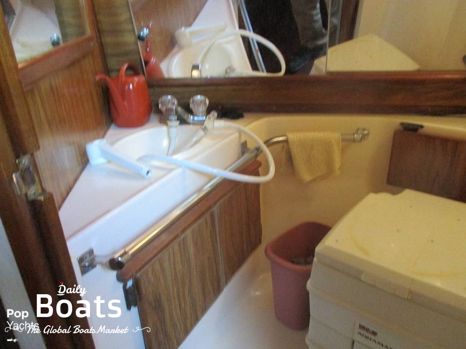 1985 Sea Ray 270 Sundancer for sale. View price, photos and Buy 1985 ...