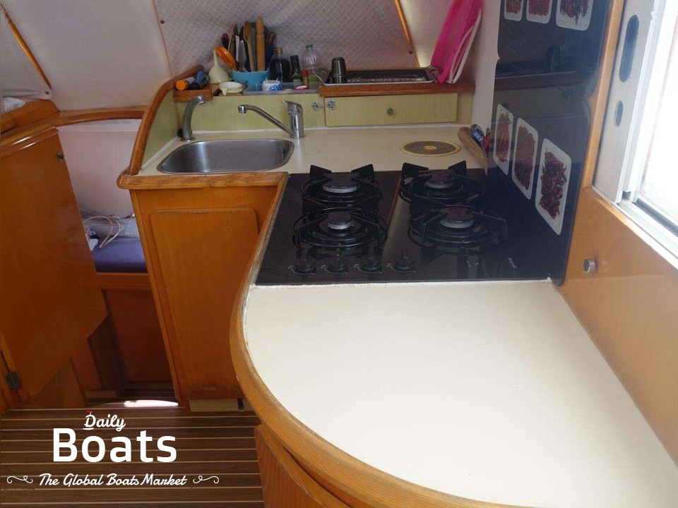 2005 Alliaura Marine Privilege 395 for sale. View price, photos and Buy ...