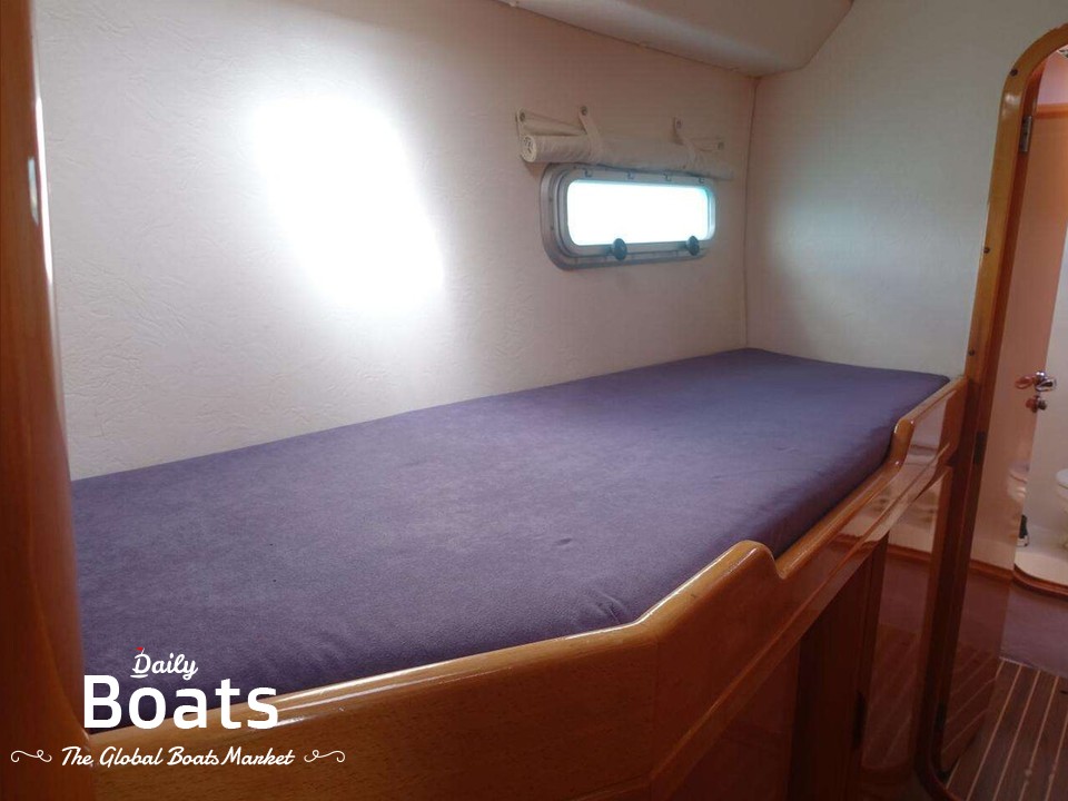 2005 Alliaura Marine Privilege 395 for sale. View price, photos and Buy ...