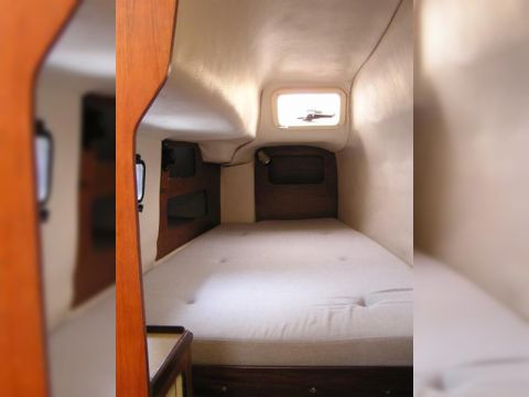 1986 Prout Quest 33Cs for sale. View price, photos and Buy 1986 Prout ...