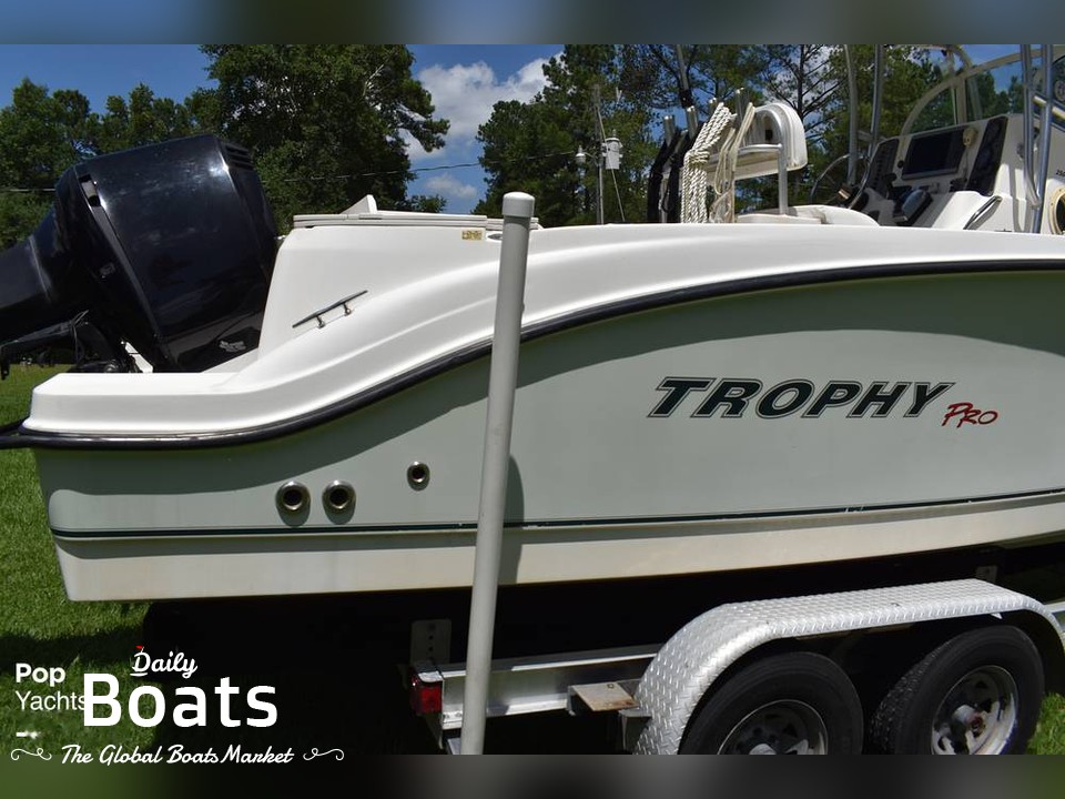 2005 Trophy Boats 2503 for sale. View price, photos and Buy 2005 Trophy ...