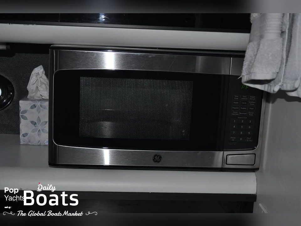 1990 Tiara Yachts Slickcraft 310 Sc for sale. View price, photos and ...