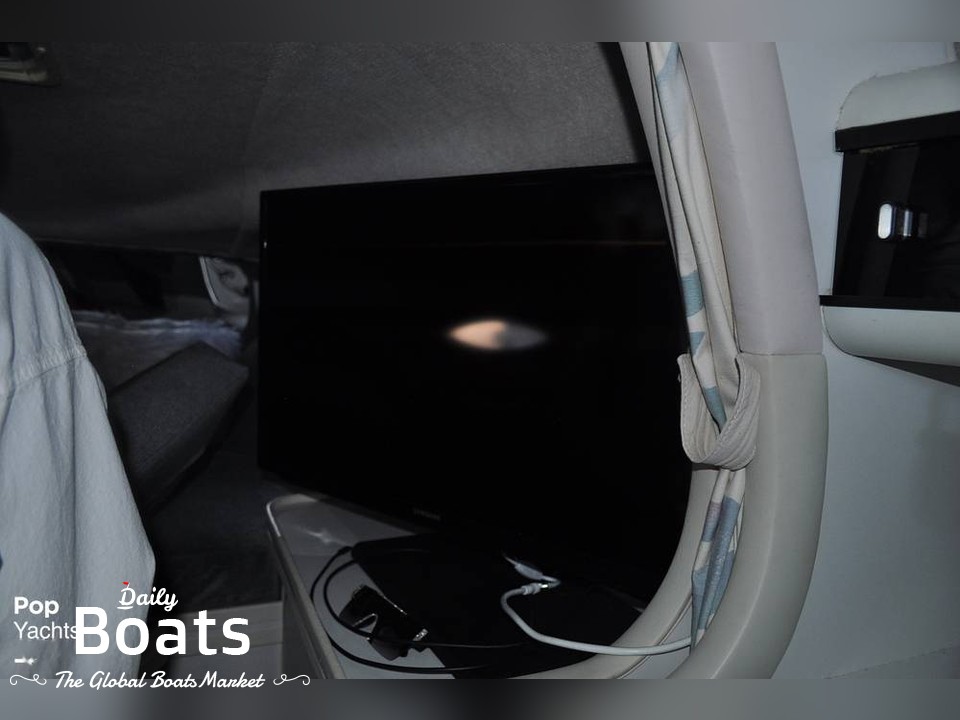 1990 Tiara Yachts Slickcraft 310 Sc for sale. View price, photos and ...