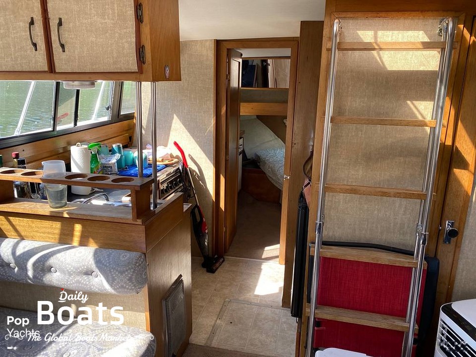 1982 Carver Yachts Mariner 3396 for sale. View price, photos and Buy ...