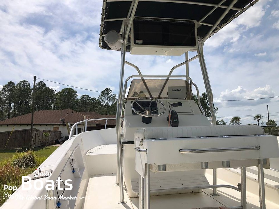 2000 Angler Boat Corporation 220 Center Console for sale. View price ...