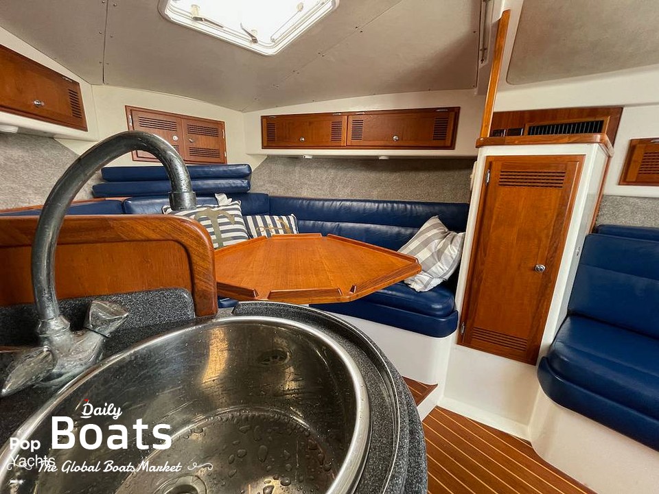 1996 Cabo Yachts 31 Express for sale. View price, photos and Buy 1996 ...