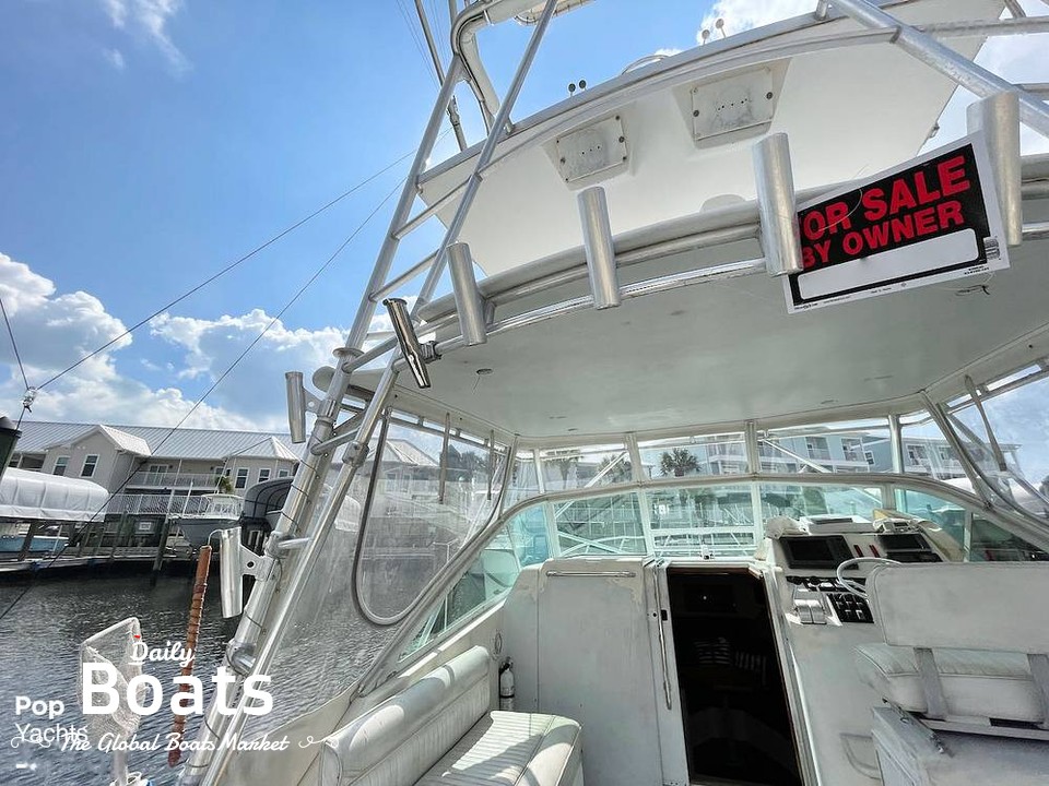 1996 Cabo Yachts 31 Express à vendre. Voir le prix, les photos et ...