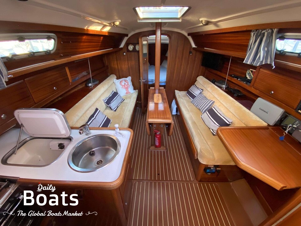 1999 Bavaria 31 for sale. View price, photos and Buy 1999 Bavaria 31 ...